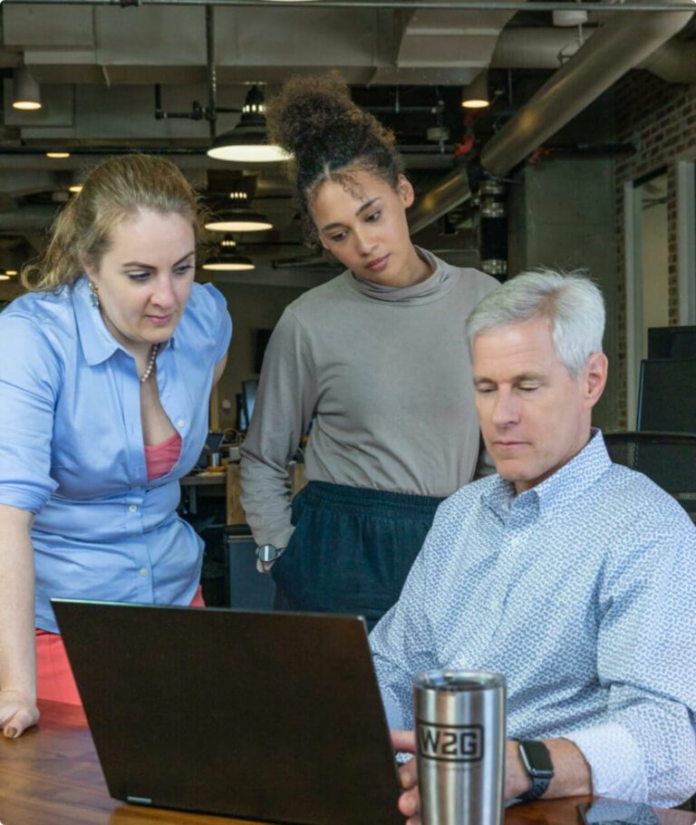 Simplifying end-to-end supply chain | About Us | Ware2Go